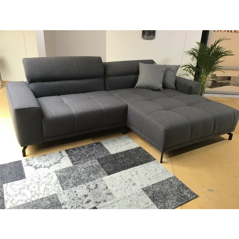 Modell Quattro von Gutmann Factory - SofaWorld