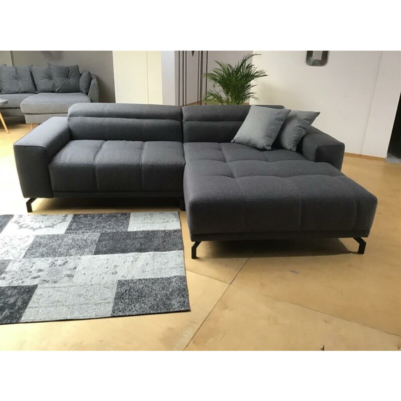 Modell Quattro von Gutmann Factory - SofaWorld